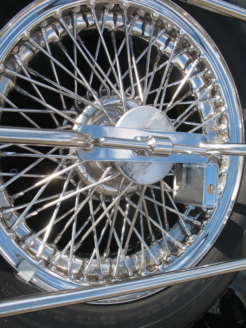 Details of spare wheel secure - Talk Morgan - Morgan Sports Cars ...